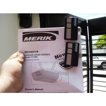 Open garage doors cochera Merik 711M | AUTOMATIC DOORS IN PUERTO VALLARTA